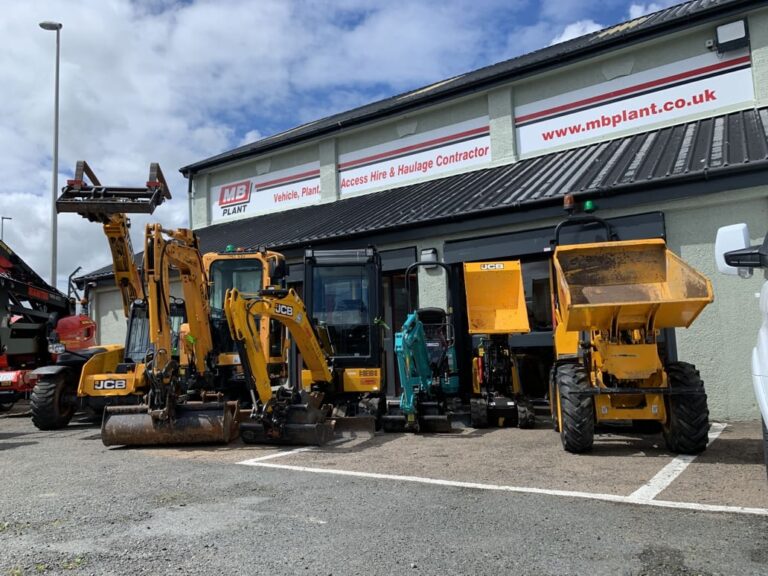 MB Plant Supply the Perfect Commercial - Car Sales & Hire - 14 Wilson ...