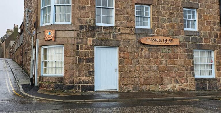 Whisky shop | Cask & Quay | 26 Harbour St | Peterhead Business